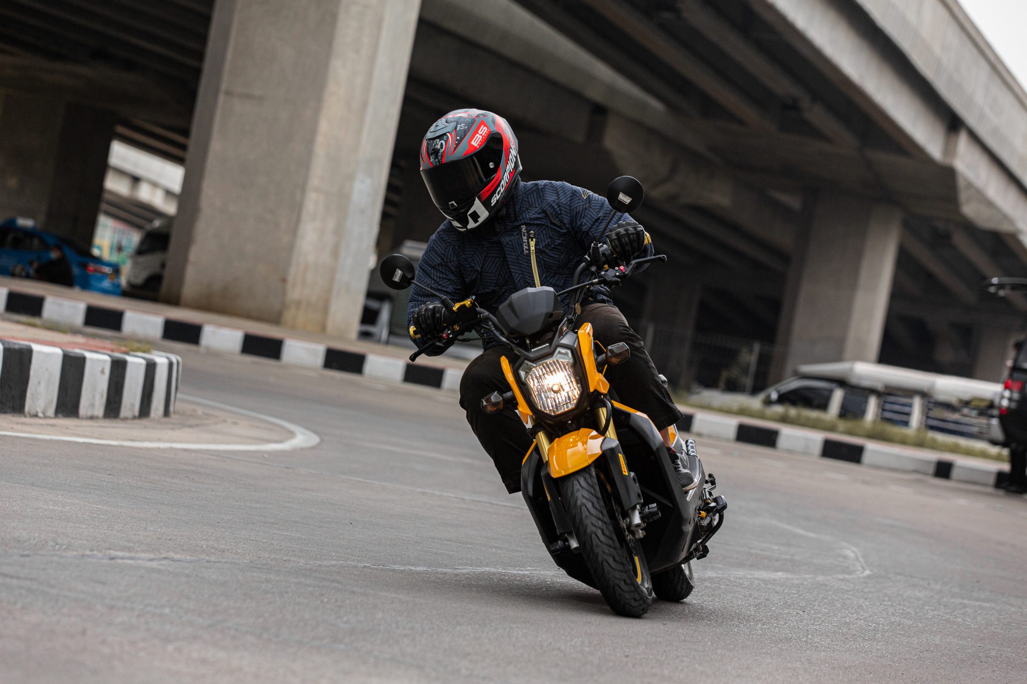 ANGEL™ SCOOTER | PirelliMoto | ยางบิ๊กไบค์ Pirelli บริษัทยางไฮเอน ...